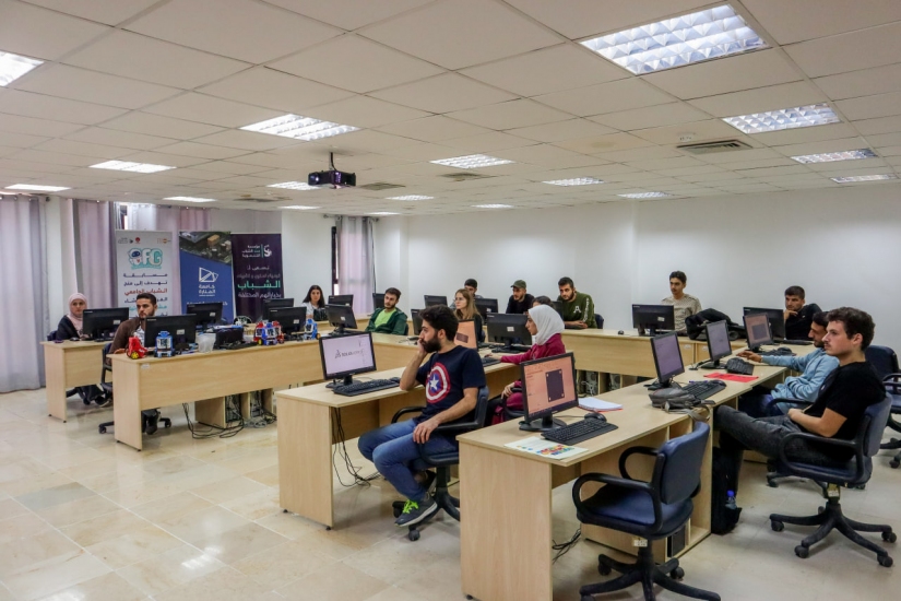 جامعة المنارة - Manara University